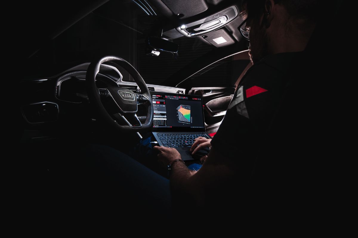 Power Division – Partners Magicmotorsport